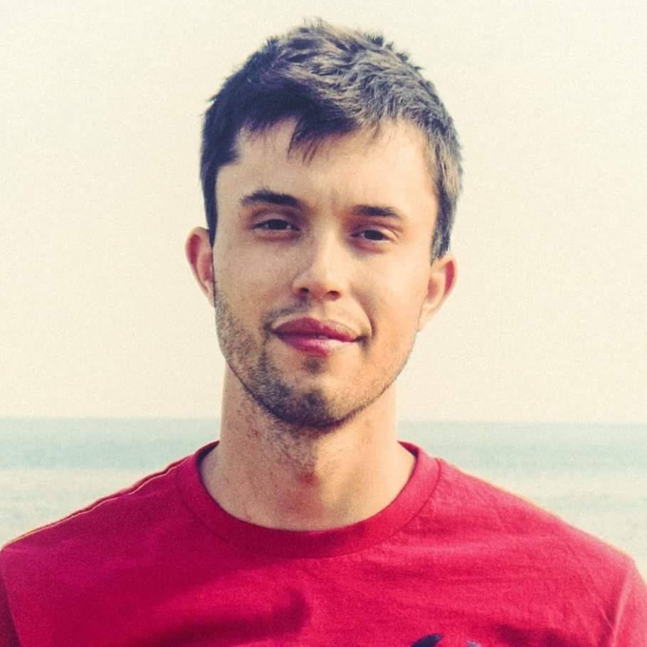 Alex Bright ️ ℹ️ Общая информация